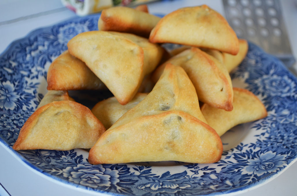 Fatayer bi Jibneh - Cheese Pies - Recipe of the Day