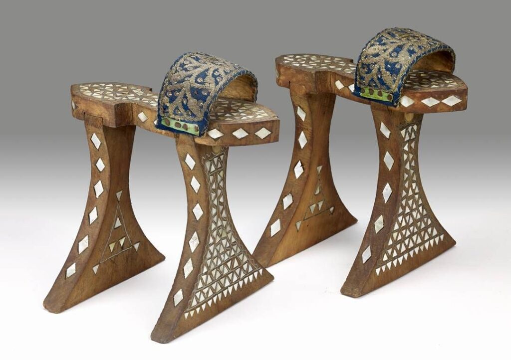 Traditional Shoes of the Arab World