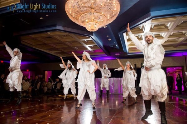 Wedding Traditions Throughout the Arab World - Modern and Traditional