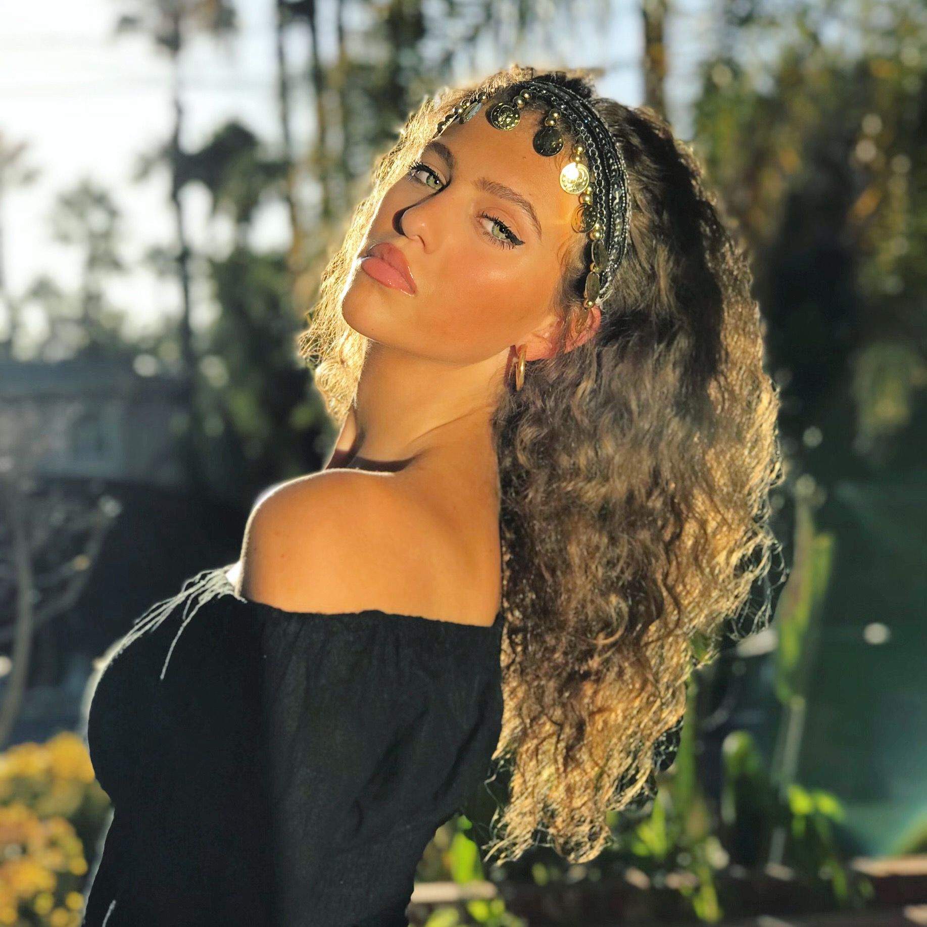 Massari and Elyanna to sing at Arab American Heritage Month Event!