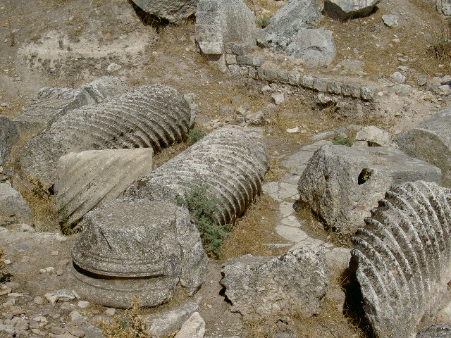Apamea - An Ancient Syrian City Raised from a Pile of Stones by One Man