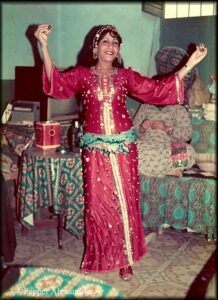 The Galabeya, Traditional Egyptian Clothing - Arab America