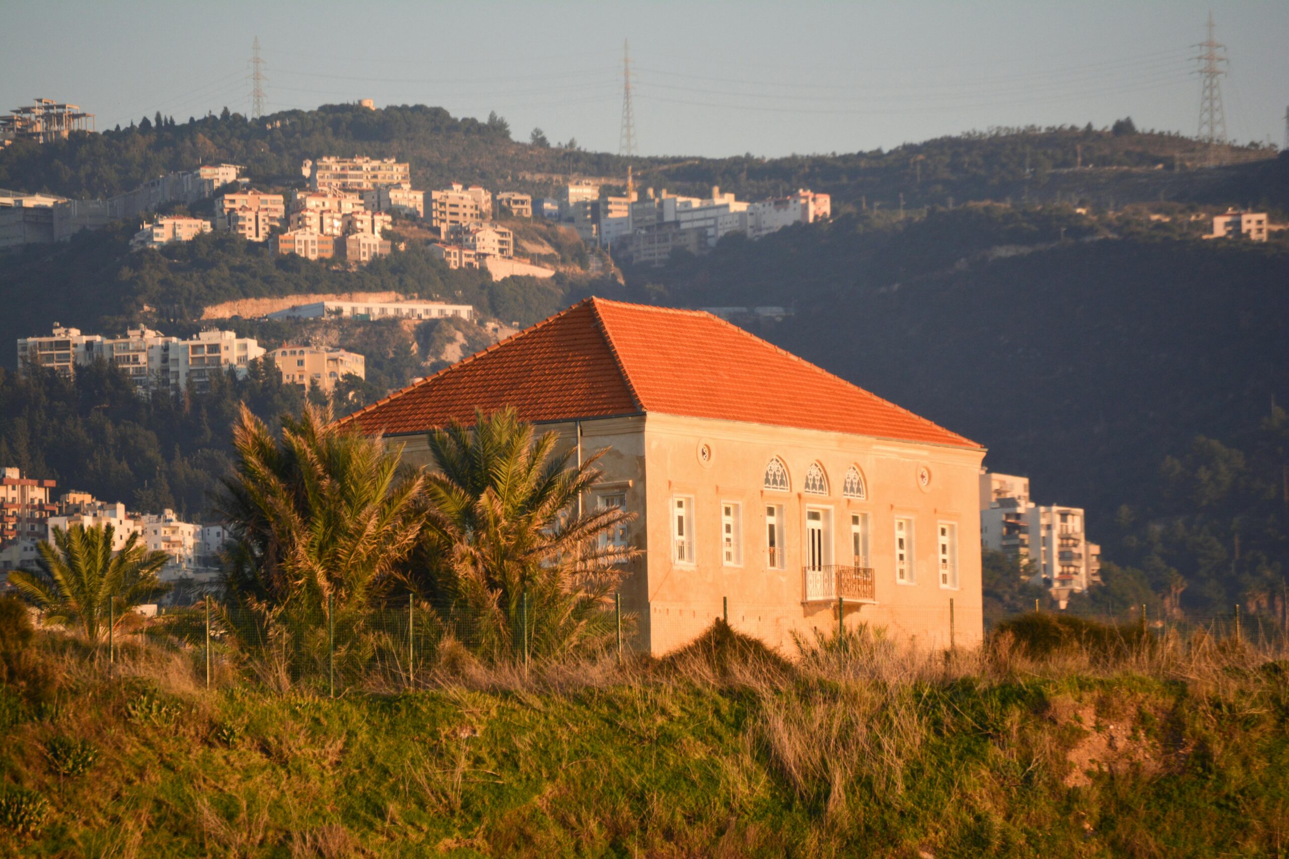 The Lebanese House: Architecture Inspired by Nature and Tradition ...