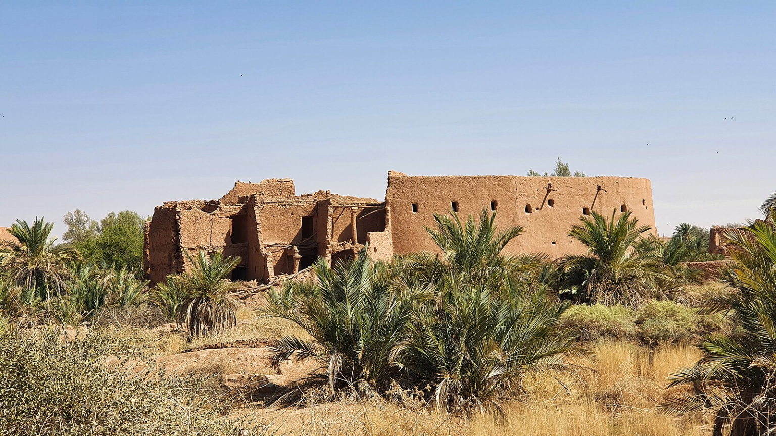 Traditional Saudi Architecture: Heritage and Climate Adaptation - Arab ...